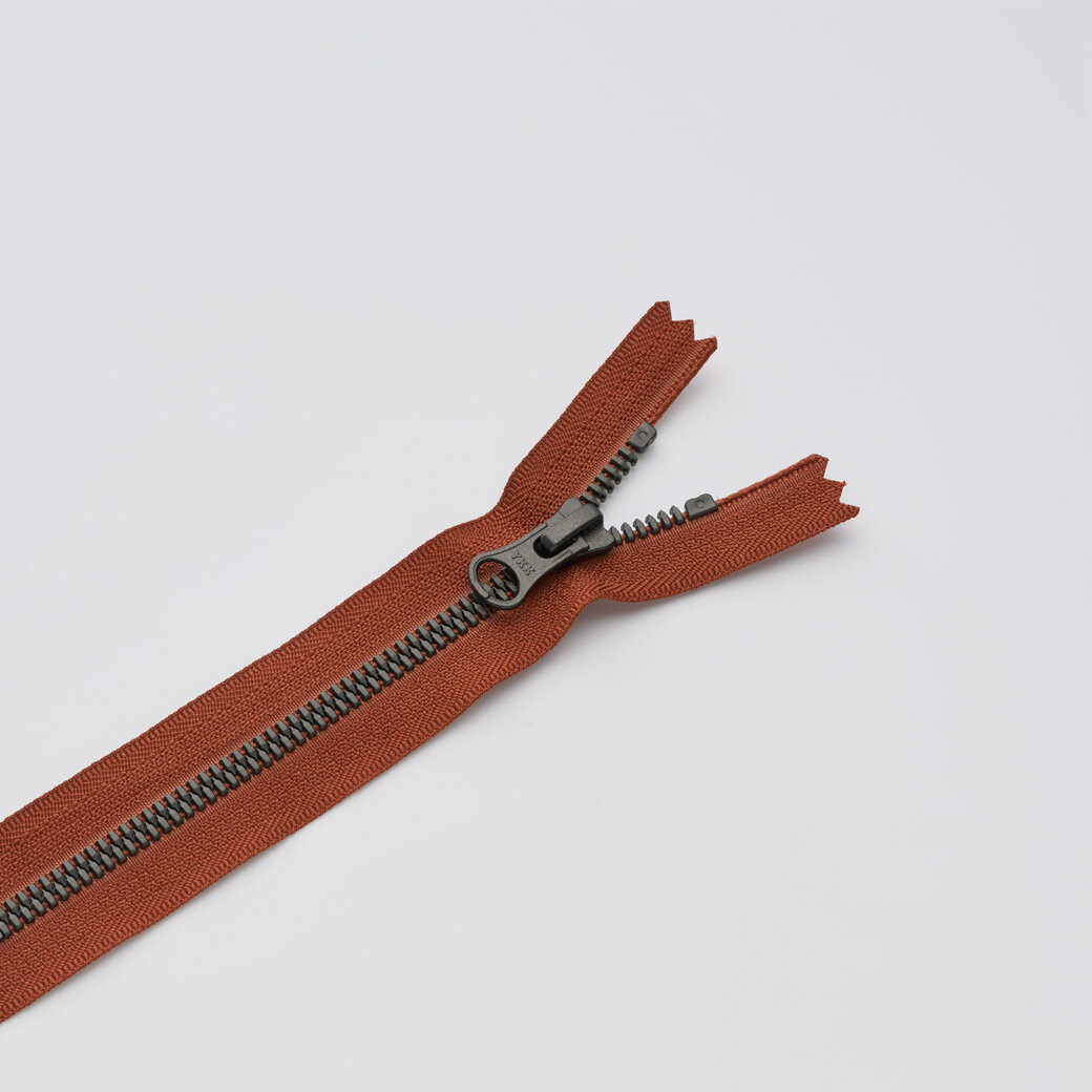 METALUXE® 哑光牙齿 | YKK DIGITAL SHOWROOM