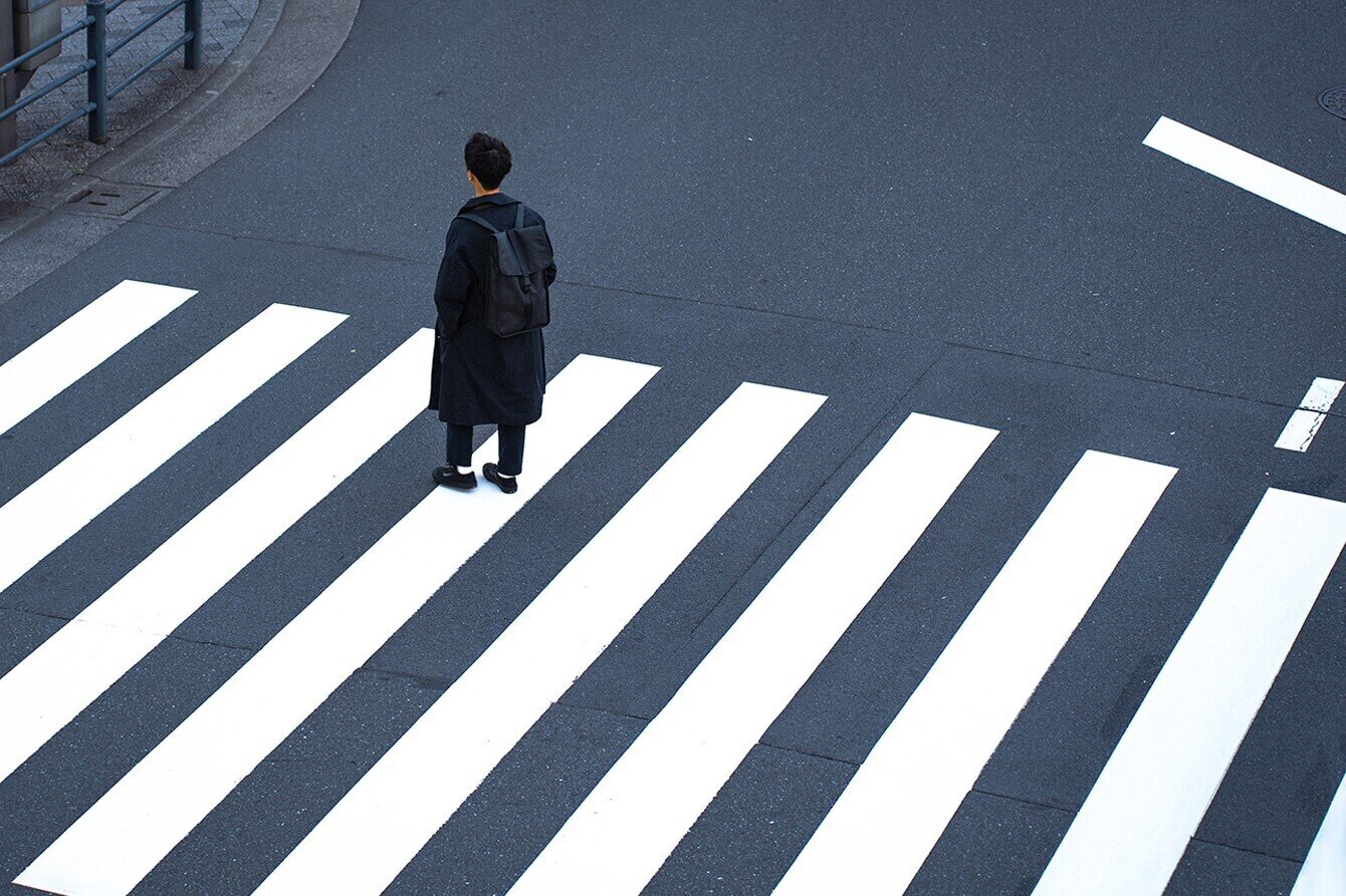 A simple, tough, and sophisticated compact buckle | YKK DIGITAL SHOWROOM