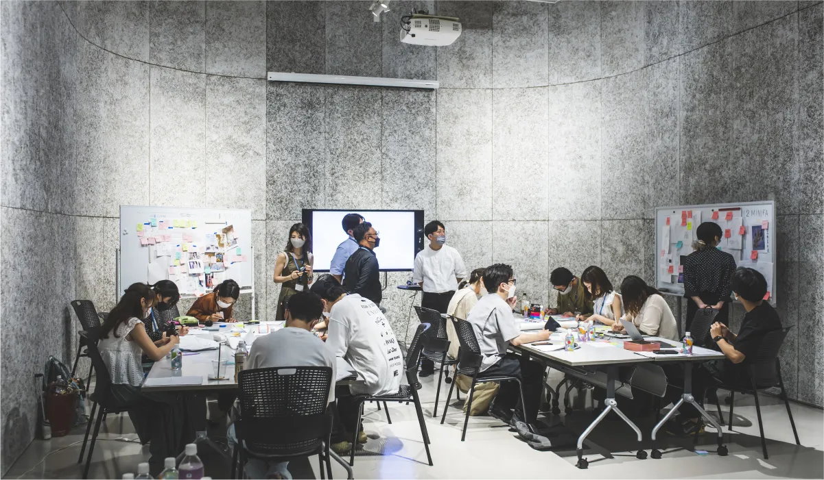 Expanding the Diversity of Fashion Using AiryString® | YKK DIGITAL SHOWROOM